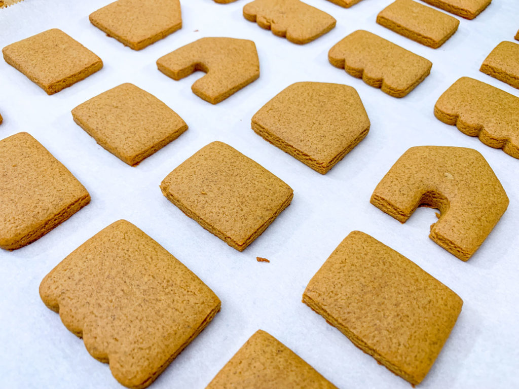 Mini Gingerbread Houses - Indecision & Cake
